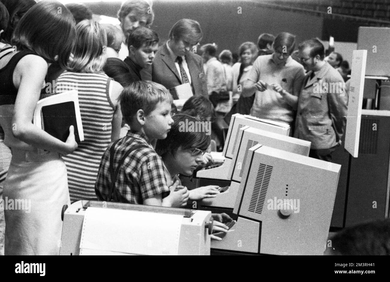1971 computer hi-res stock photography and images - Alamy
