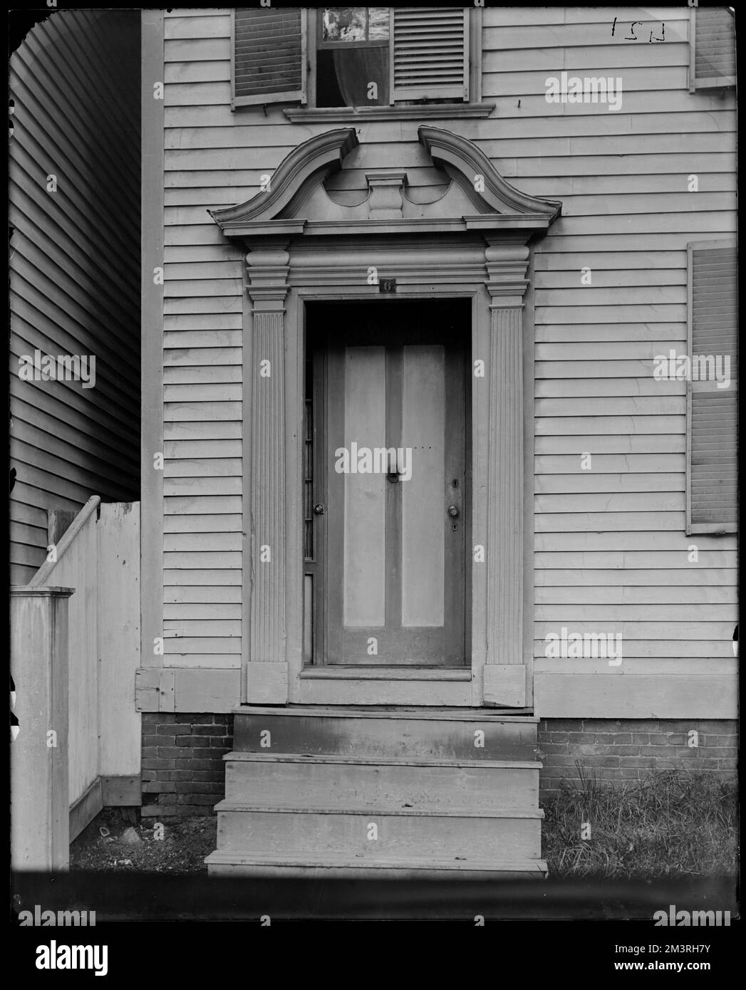 Salem, 6 Downing Street, exterior detail, door, 1750 , Houses, Doors ...