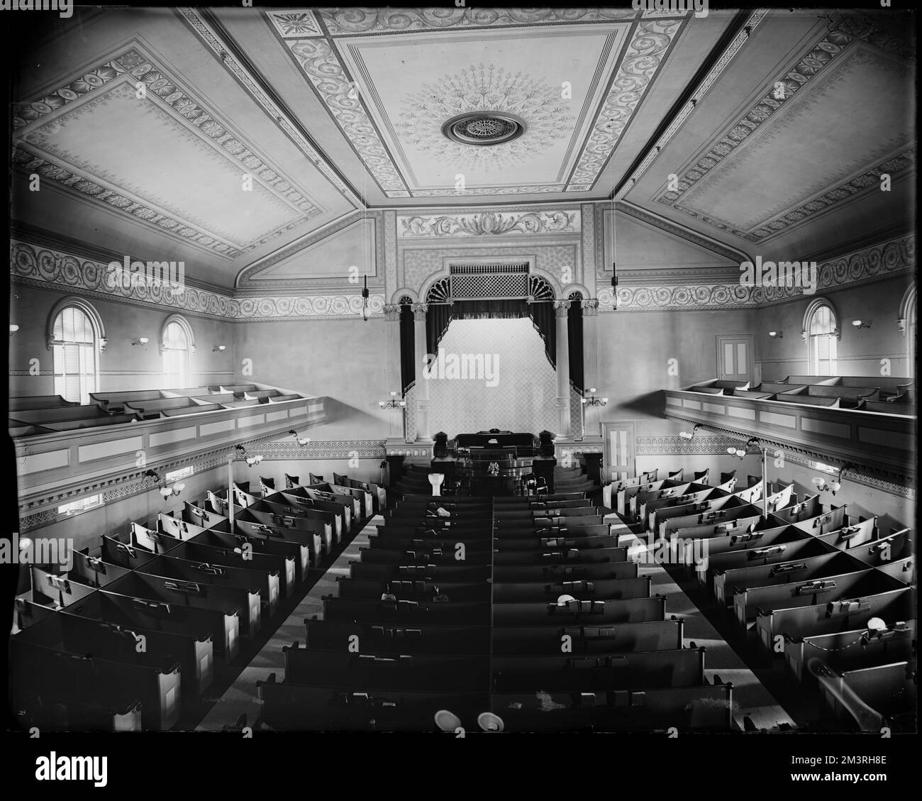 Salem, 50 Washington Street at Federal Street, interior view of pulpit ...