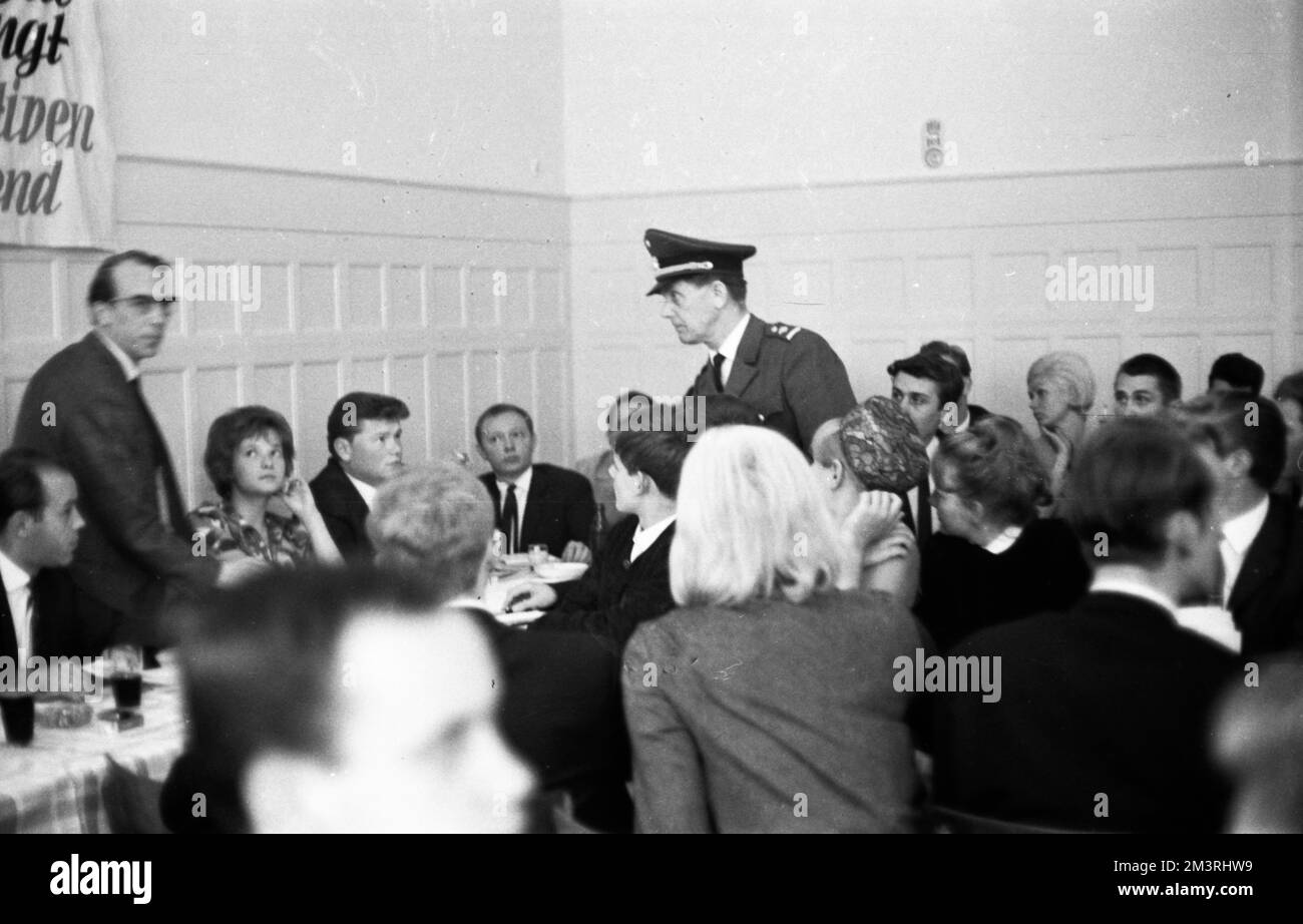 Police action against communists prior to the founding of the German ...