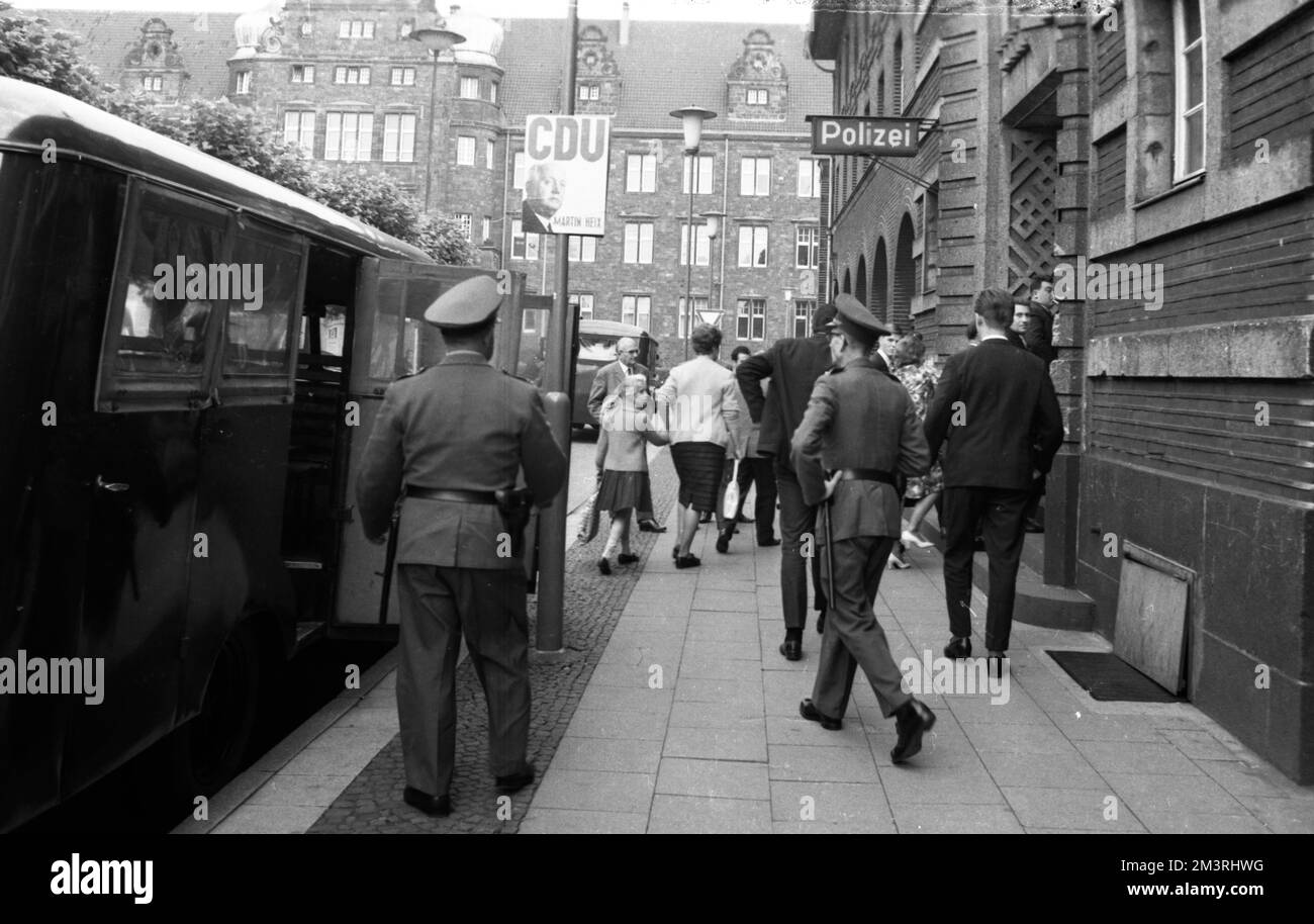 Police action against communists prior to the founding of the German ...