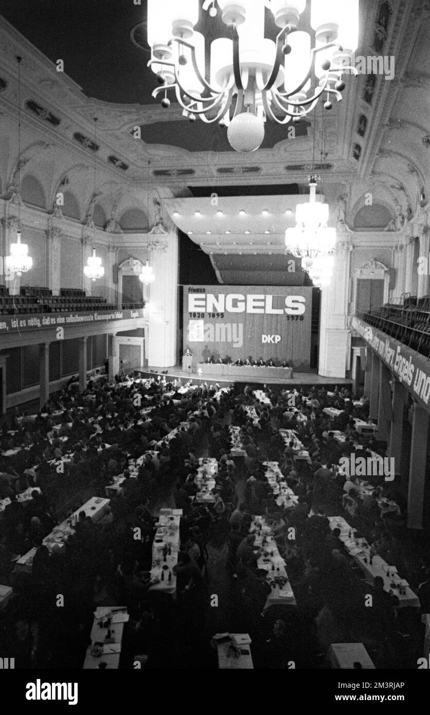 The German Communist Party (DKP) commemorated the 75th anniversary of ...