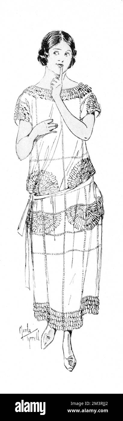 Young woman street Black and White Stock Photos & Images - Alamy