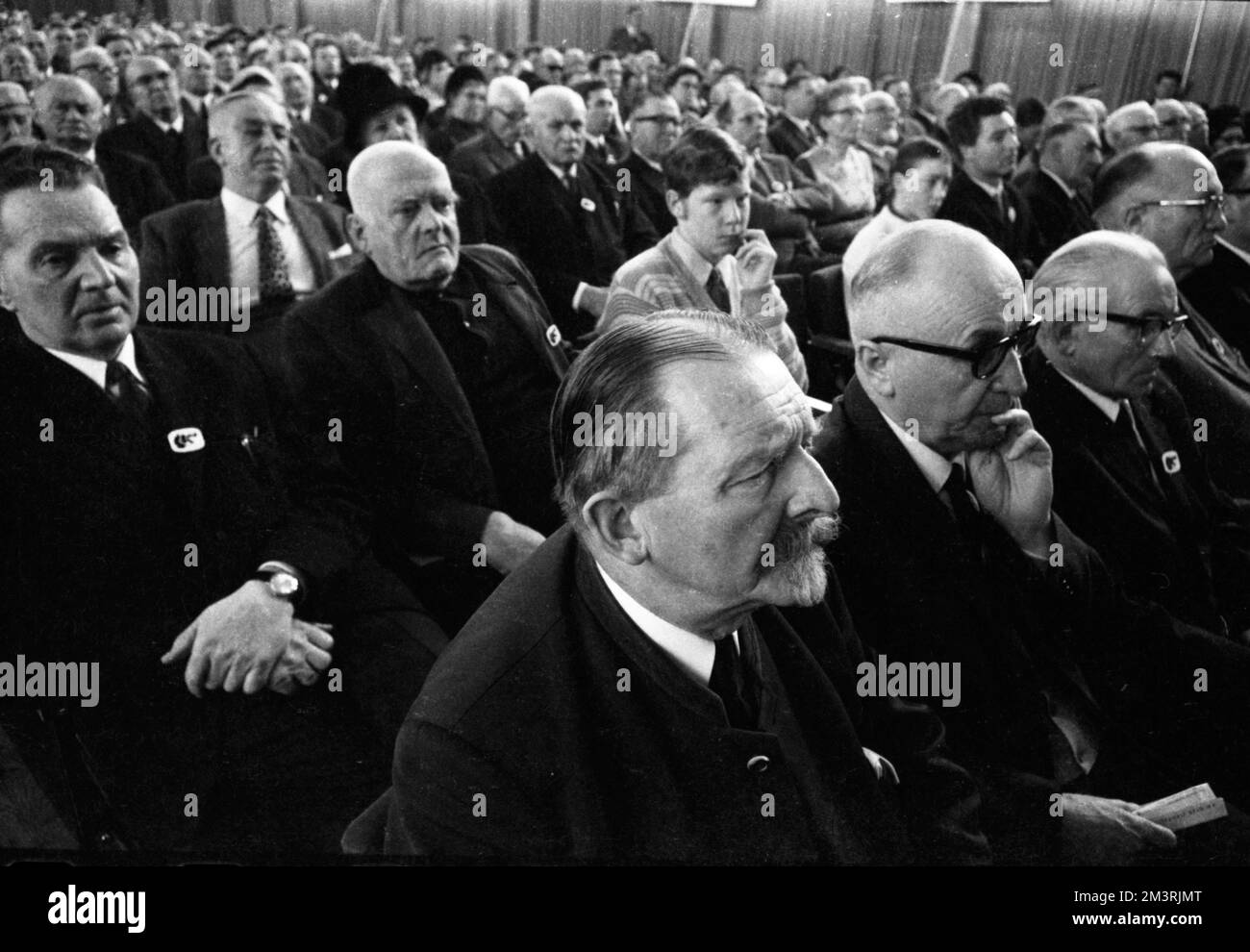 The Aktion Widerstand and the Gemeinschaft Ostdeutscher ...