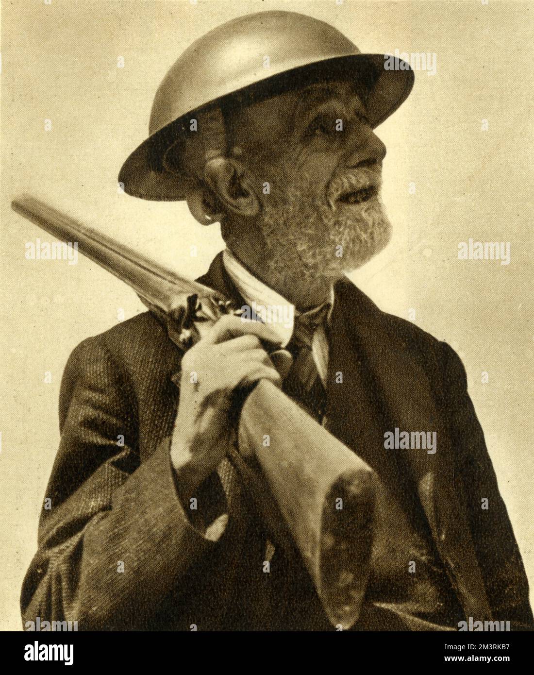 'Charlwood's Oldest Parashot' Stock Photo - Alamy