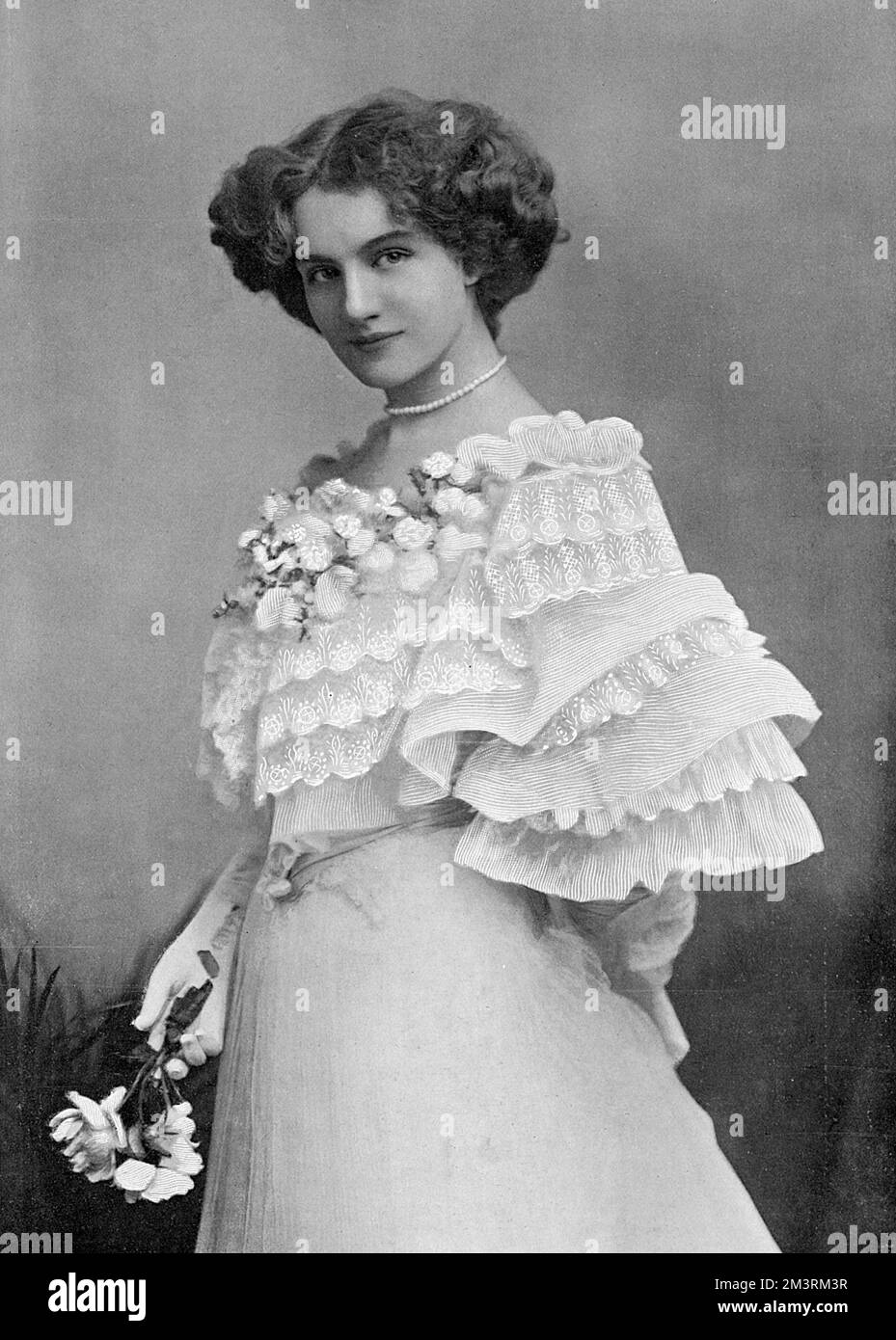 Beautiful edwardian actress actresses hi-res stock photography and ...