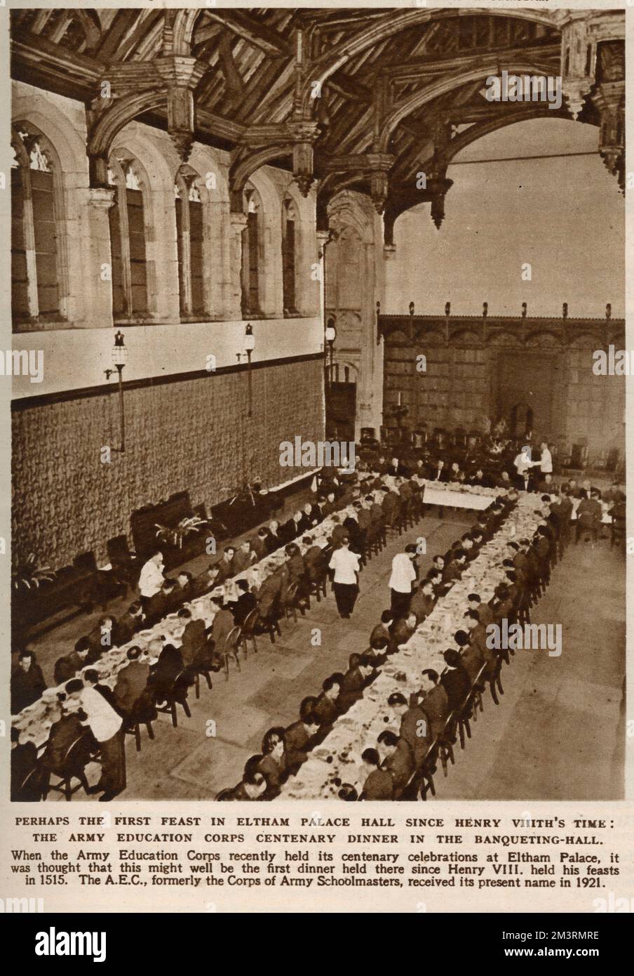 Dining in the army hi-res stock photography and images - Alamy