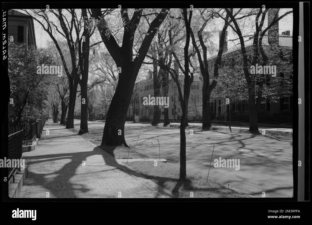 Salem, Mass. , Architecture, Dwellings, Residential streets, Sidewalks ...