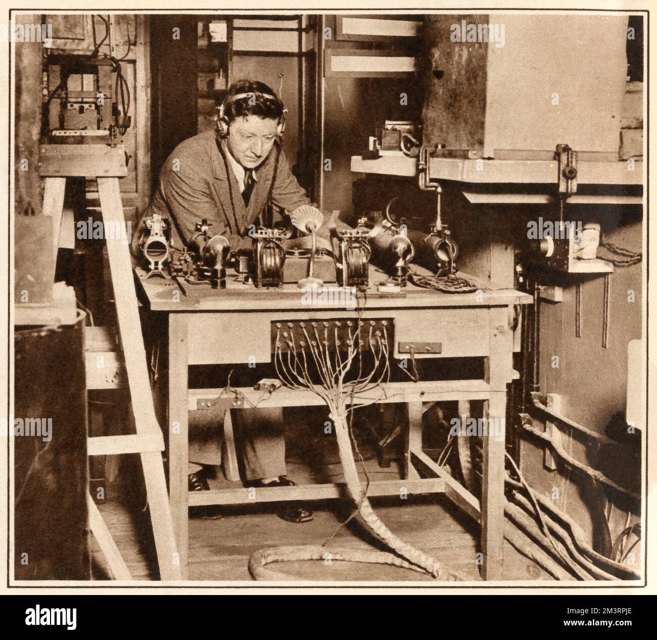 Splitting of the Atom - apparatus used by Dr J D Cockcroft Stock Photo ...