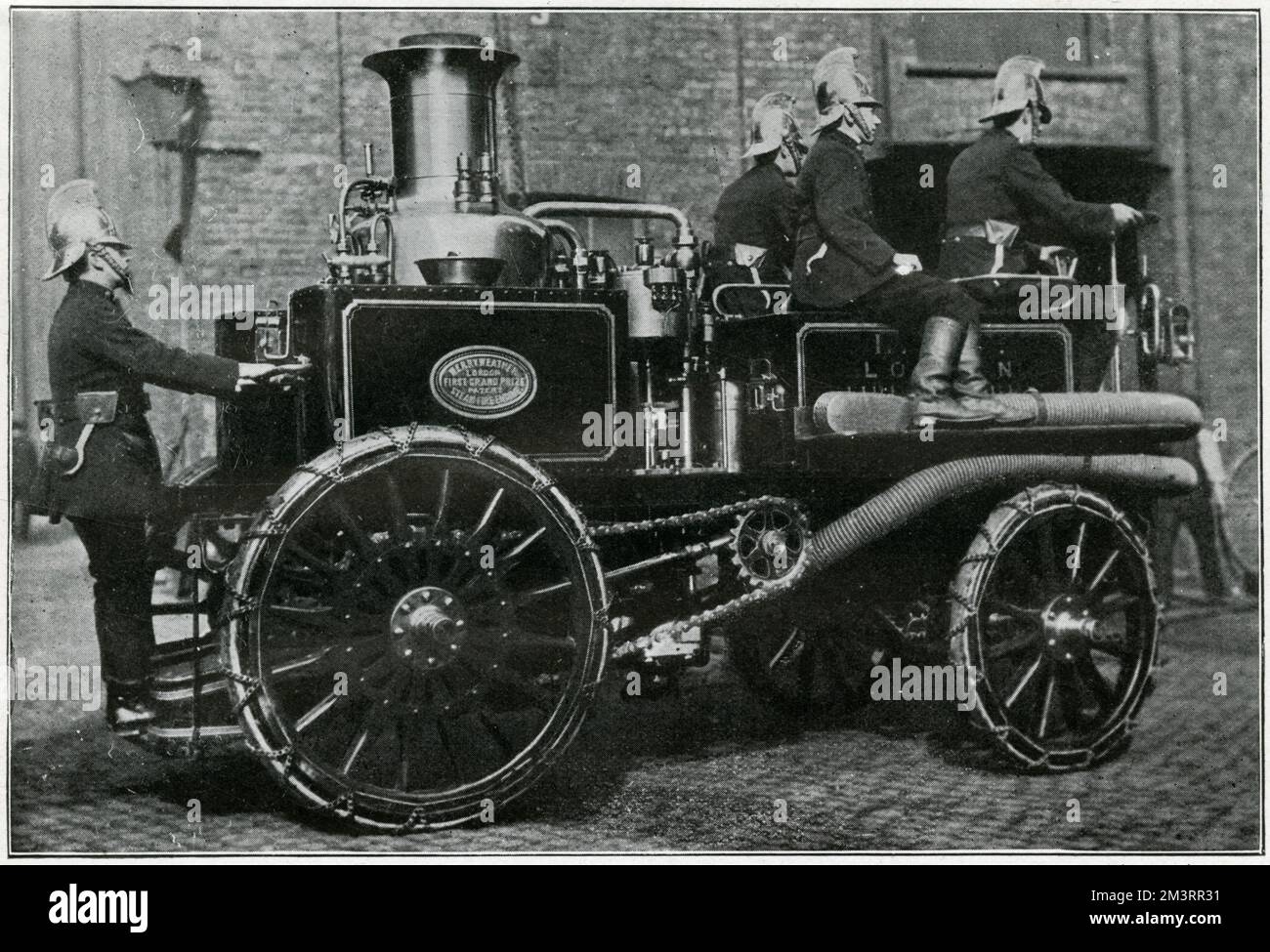 Steam fire engine firefighter hi-res stock photography and images - Alamy