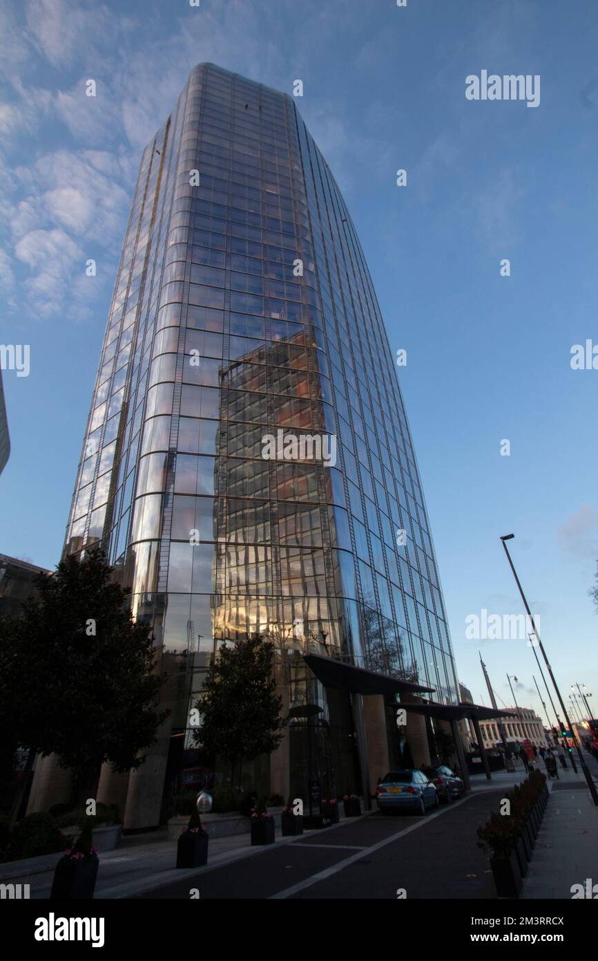 1 16 blackfriars road hi-res stock photography and images - Alamy