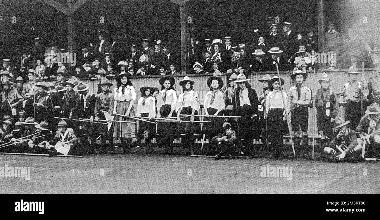 Scouts Black and White Stock Photos & Images - Alamy