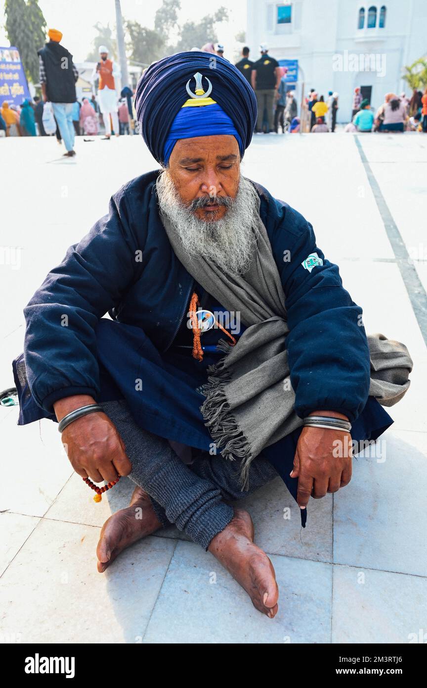 Nihang sikhs hi-res stock photography and images - Alamy