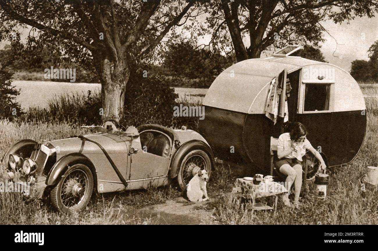 Caravans in the 1930s hi-res stock photography and images - Alamy