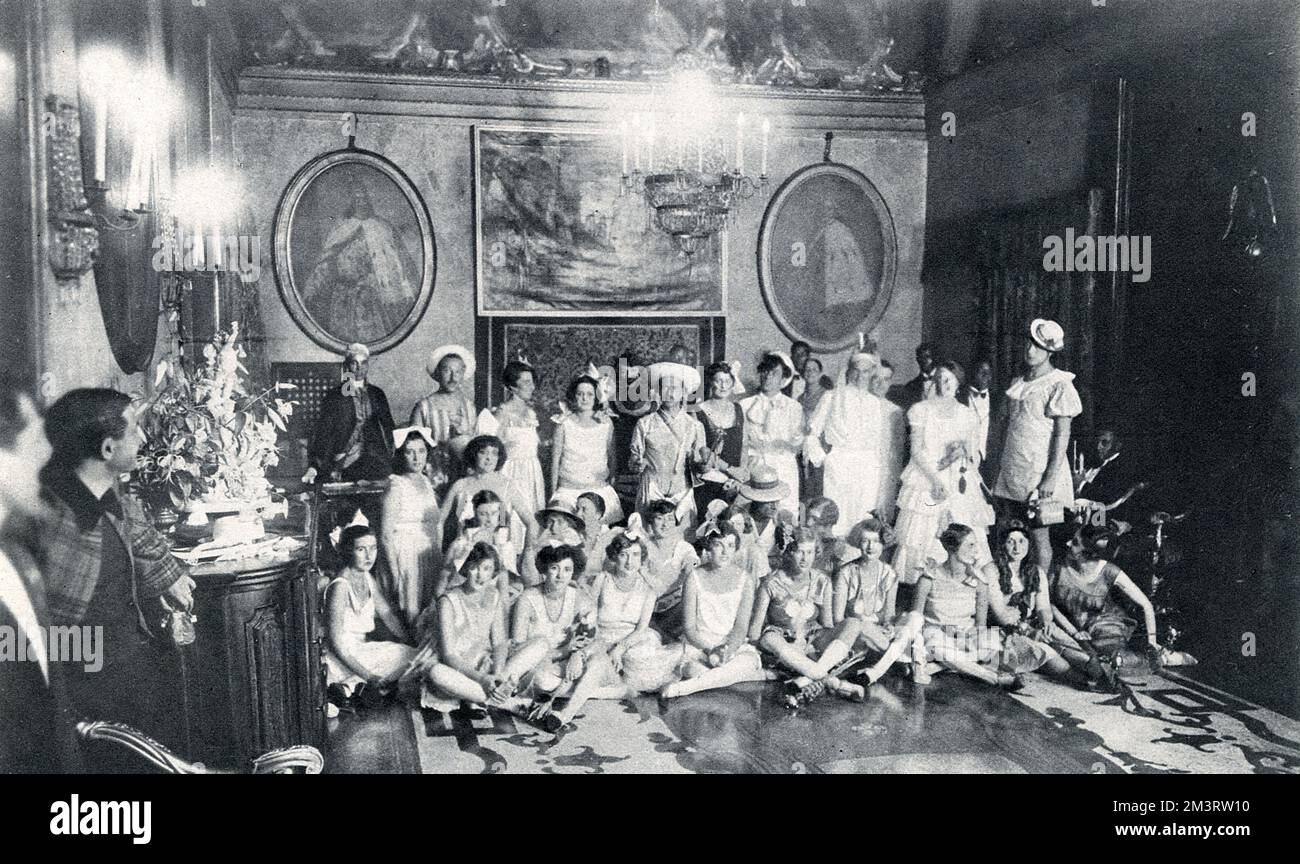 Countess Robilant's Baby Party, Venice, 1926 Stock Photo - Alamy