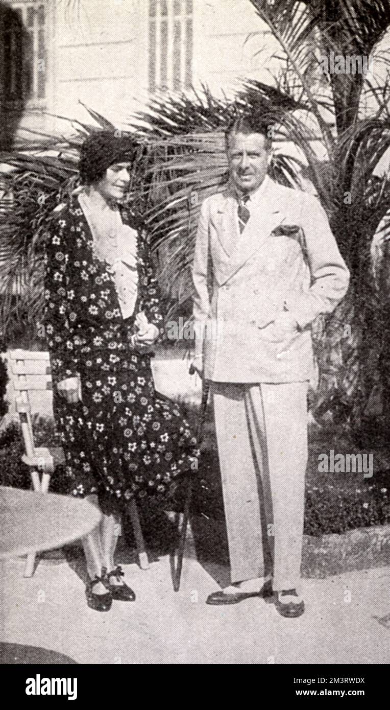 Bystanders on the Riviera - E. G. Oakley Beuttler & wife Stock Photo ...