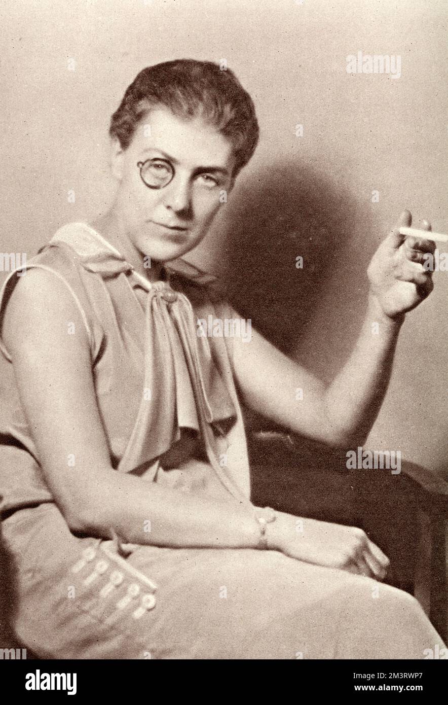 Cicely Courtneidge as an Eton-cropped flapper Stock Photo - Alamy