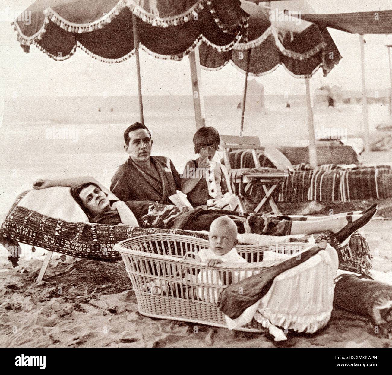 Italian widow hi-res stock photography and images - Alamy