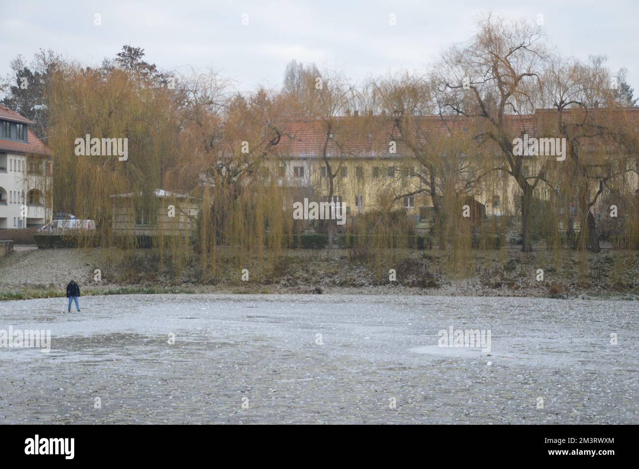Weather inberlin hi-res stock photography and images - Alamy