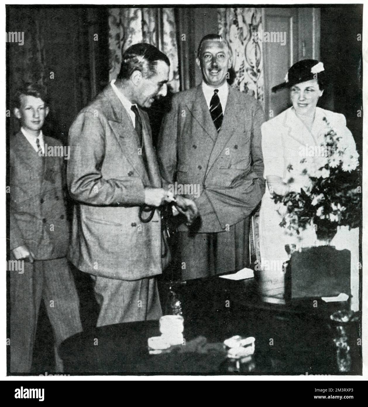 Two ambassadors hi-res stock photography and images - Alamy