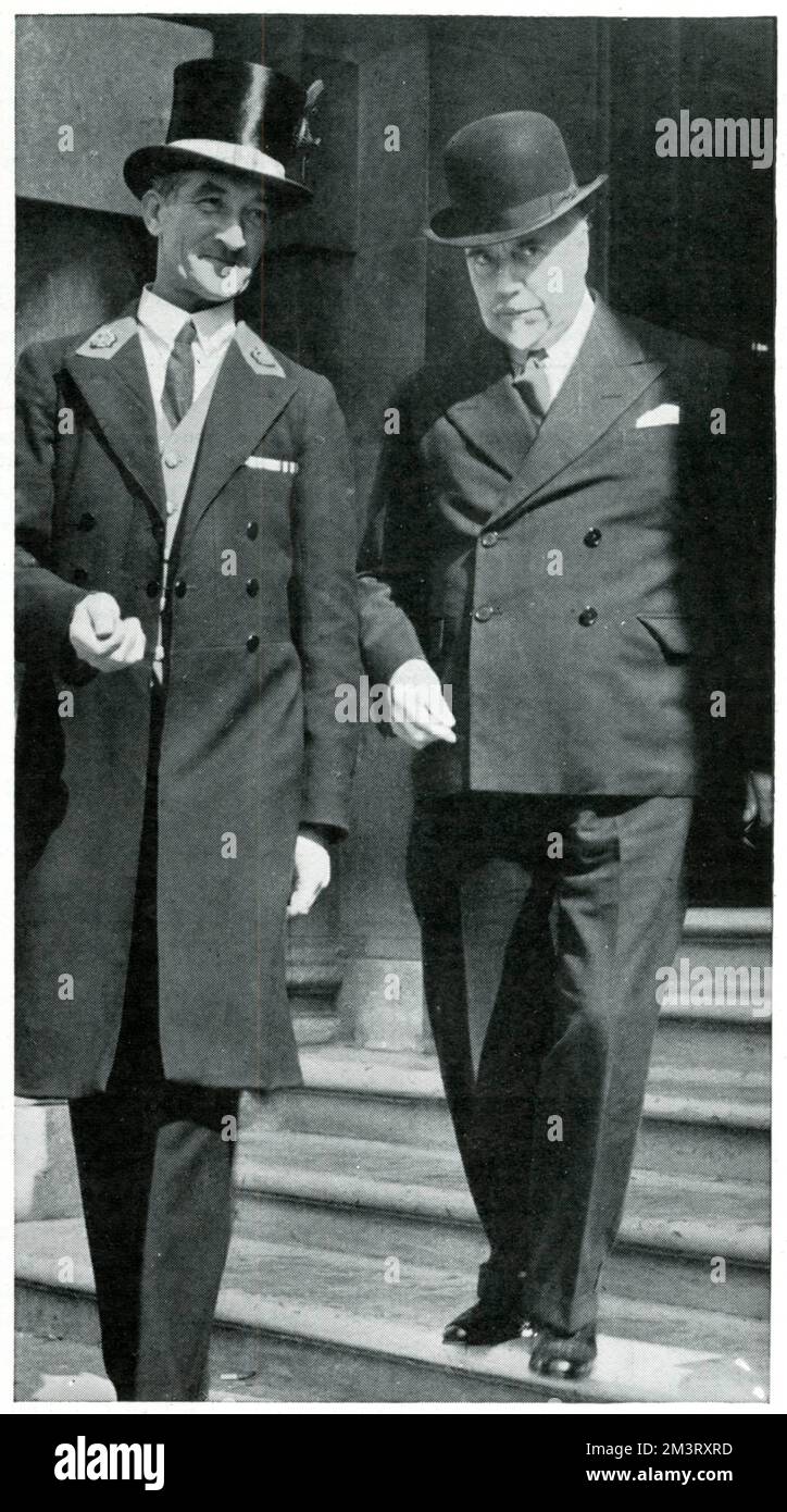 Sir Thomas Beecham leaving the War Office 1939 Stock Photo - Alamy