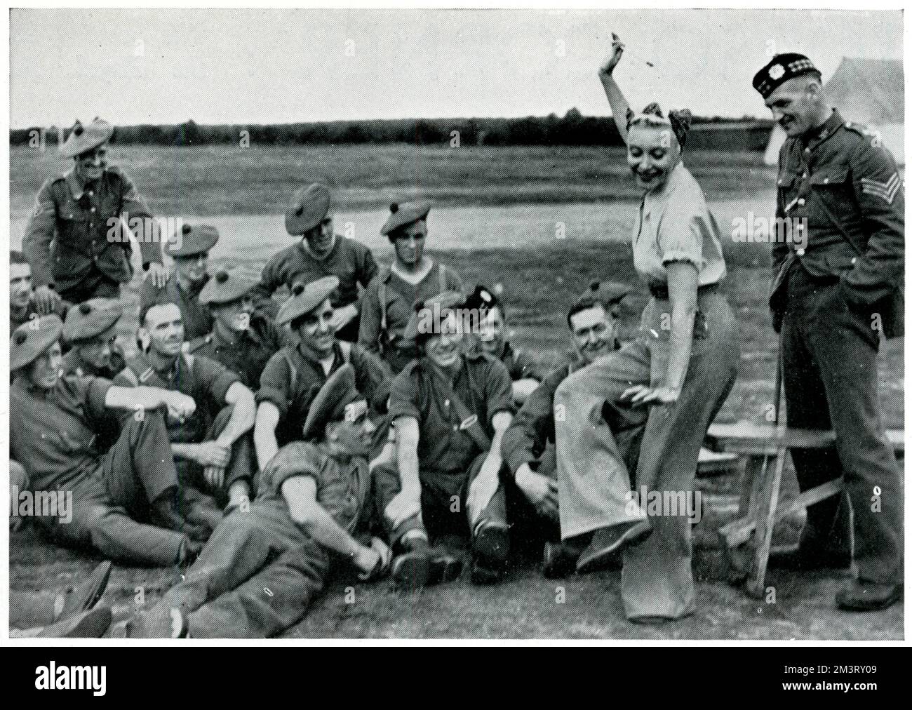 World war two dancing britain hi-res stock photography and images - Alamy