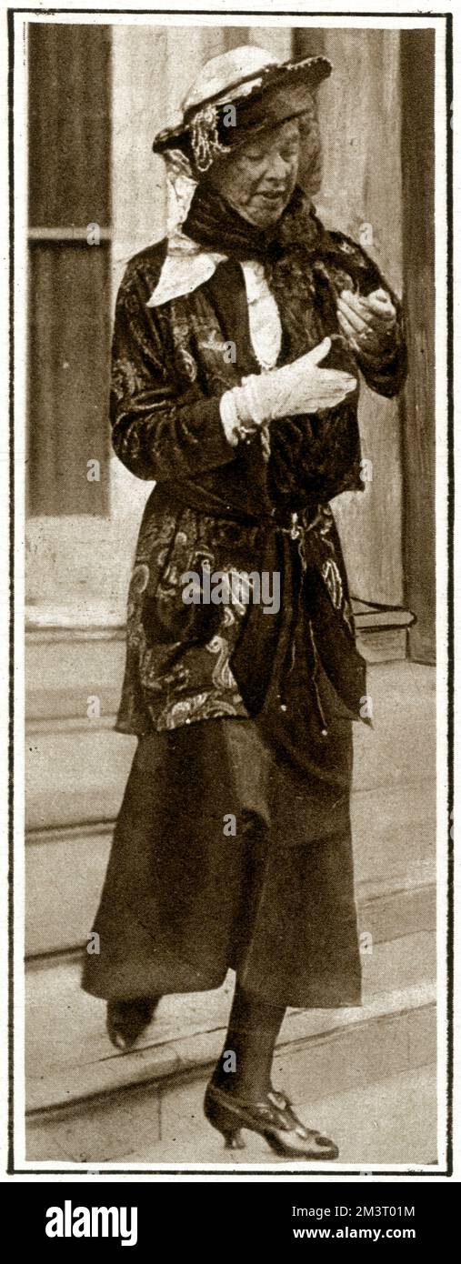 Back in London: the Princess of Pless. Daisy, Princess of Pless (1873 ...