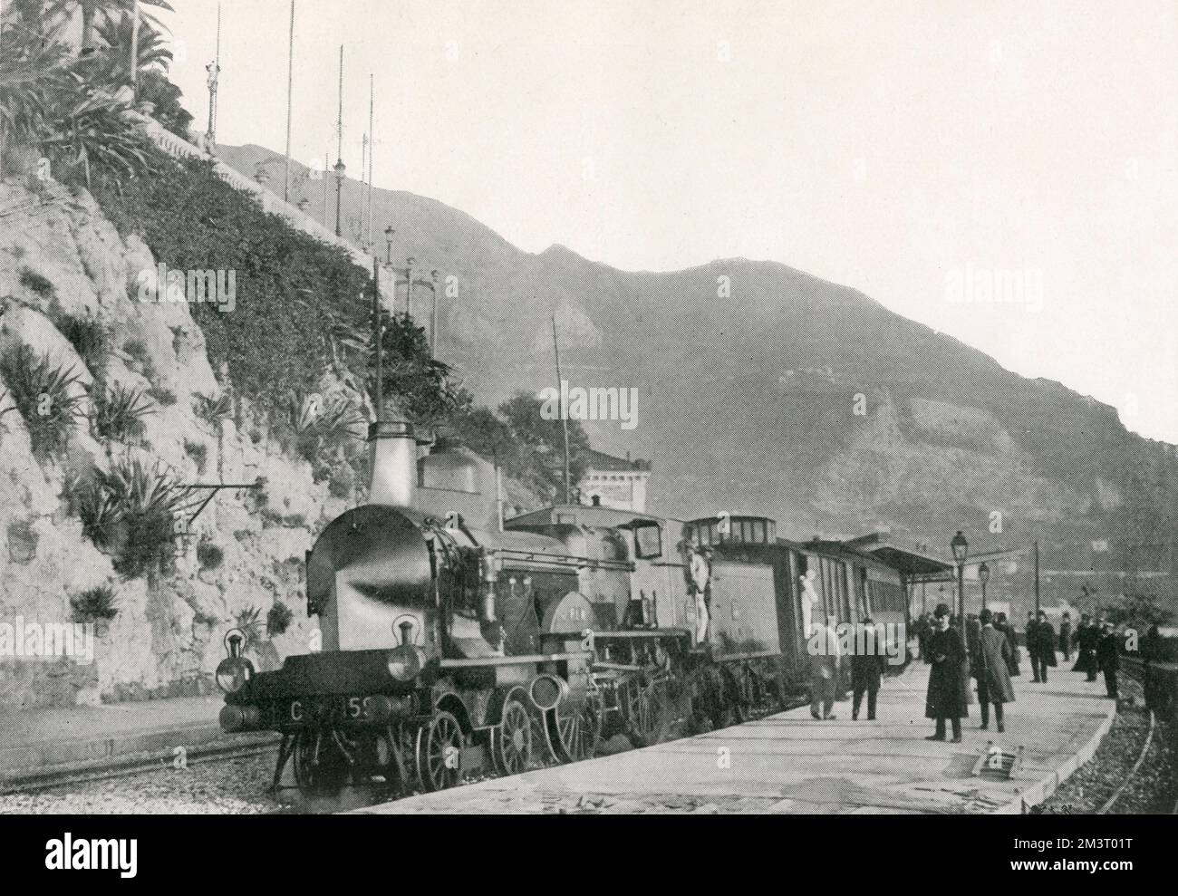Steam train london 1904 hi-res stock photography and images - Alamy