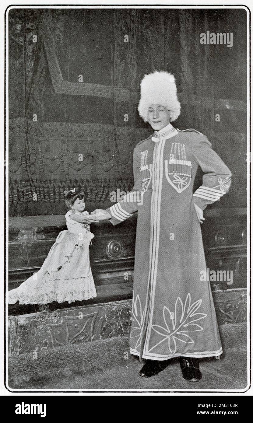 Machnow the Giant, alleged to be 9' 3 " tall (more likely 7' 10 ...