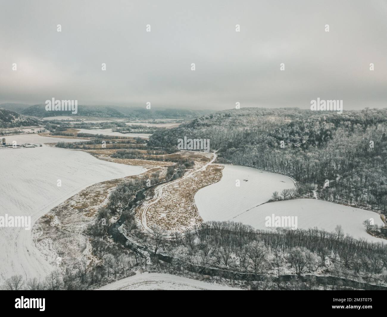 Snowy winter scene in the bluffs, Minnesota snow, snowy landscape ...