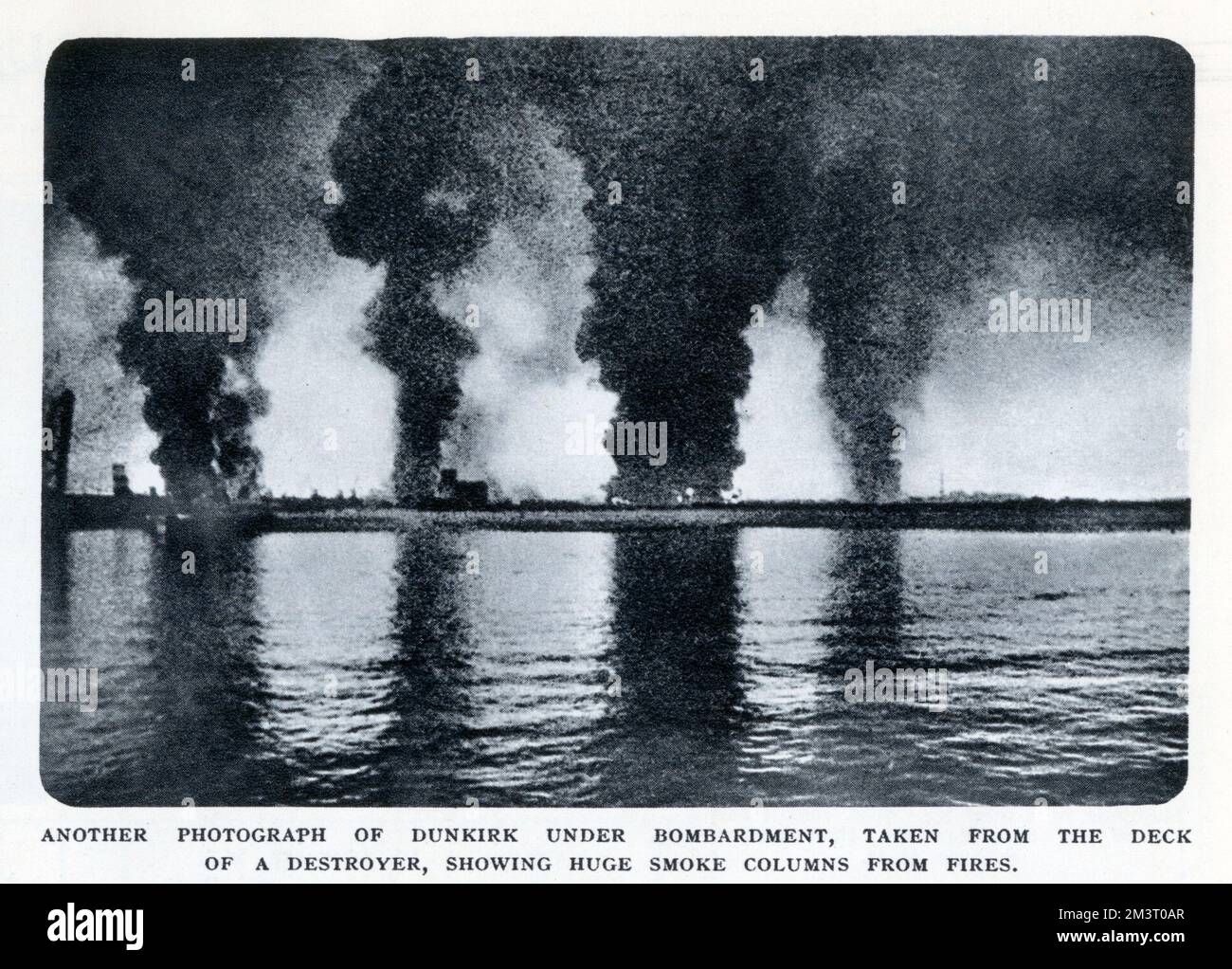 Evacuation of dunkirk 1940 hi-res stock photography and images - Alamy
