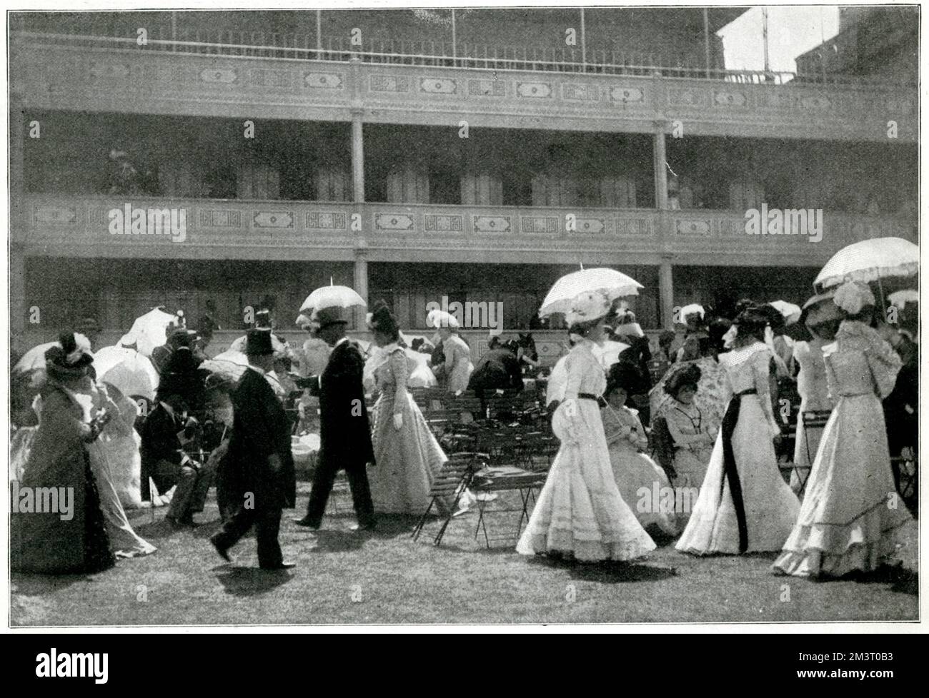 Women sport 1900 hi-res stock photography and images - Alamy