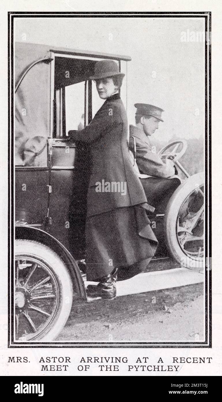 Nancy Astor arriving at a meet of the Pytchley hunt Stock Photo - Alamy