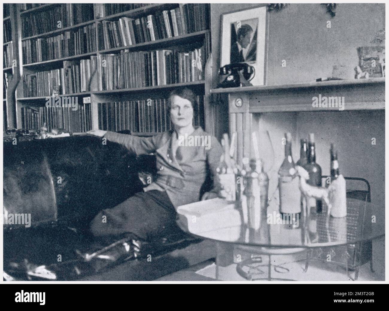 Inez holden hi-res stock photography and images - Alamy