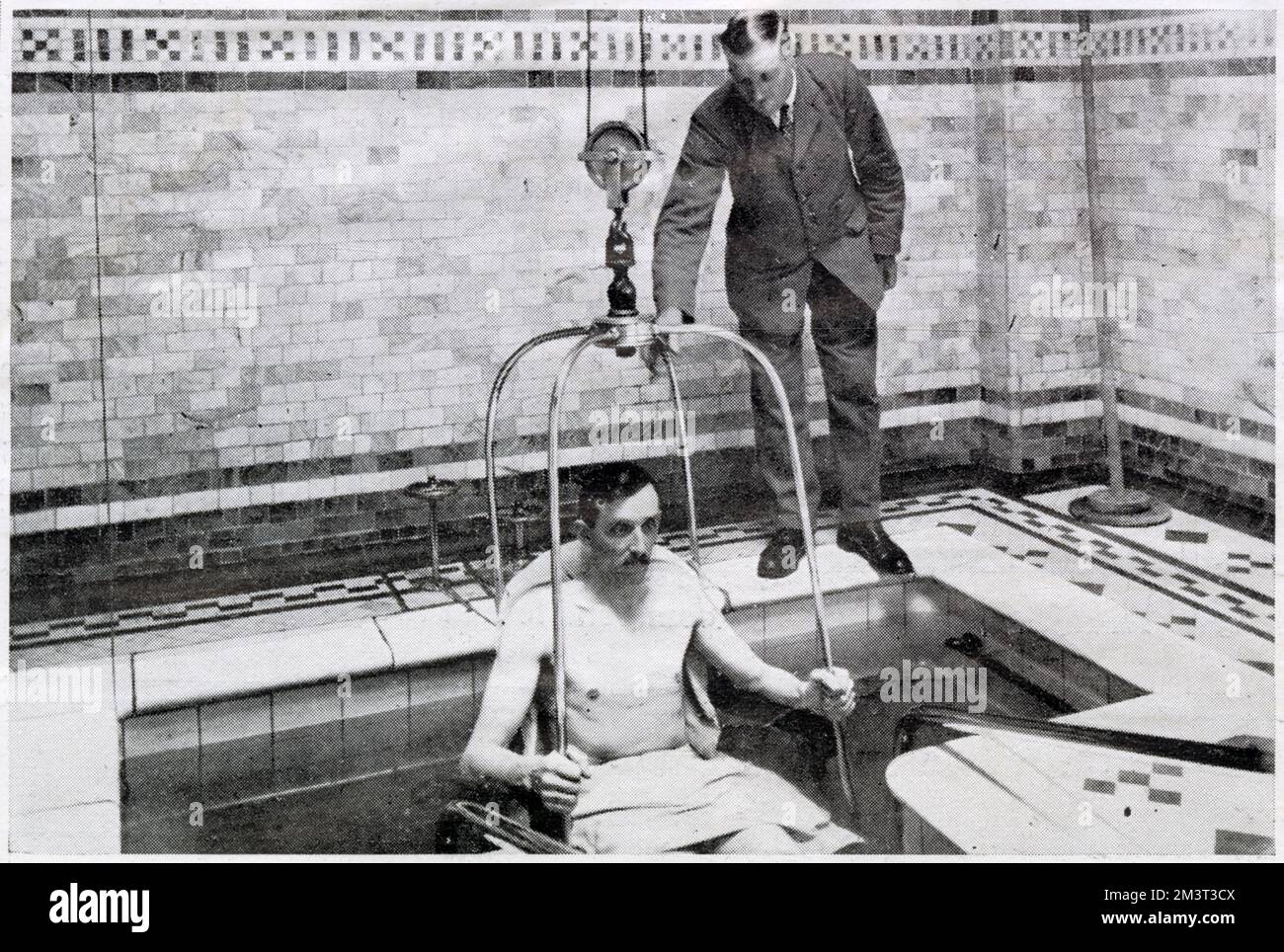 Deep bath hi-res stock photography and images - Alamy