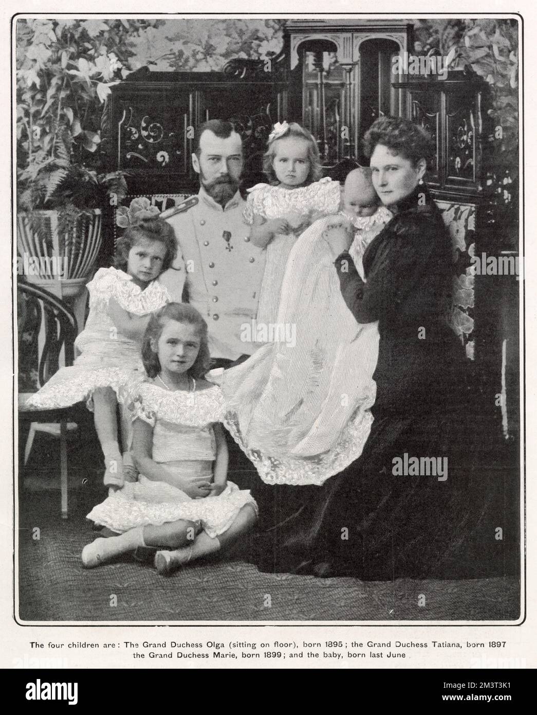 Nicholas II and his family 1901 Stock Photo - Alamy