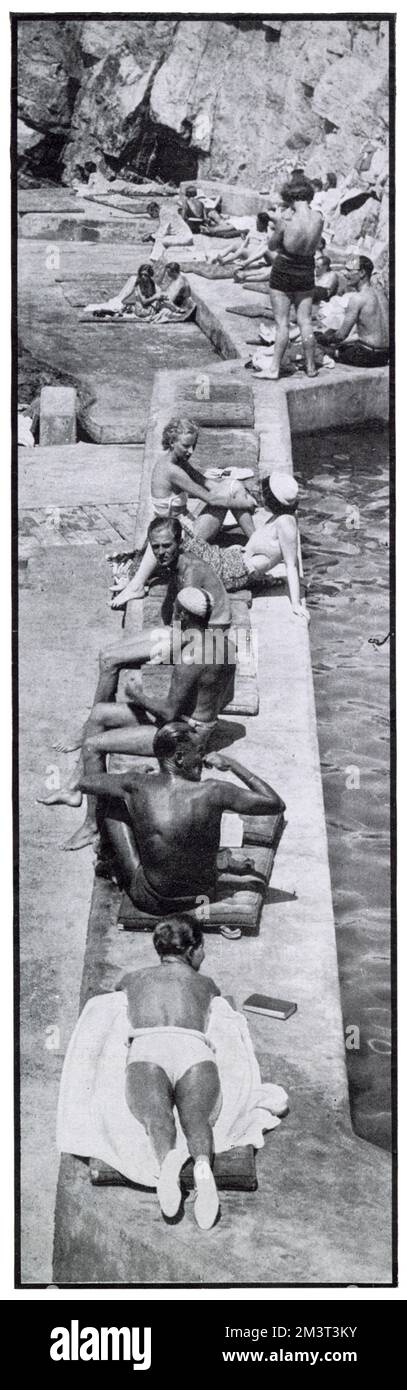 Historical sunbathing Cut Out Stock Images & Pictures - Alamy