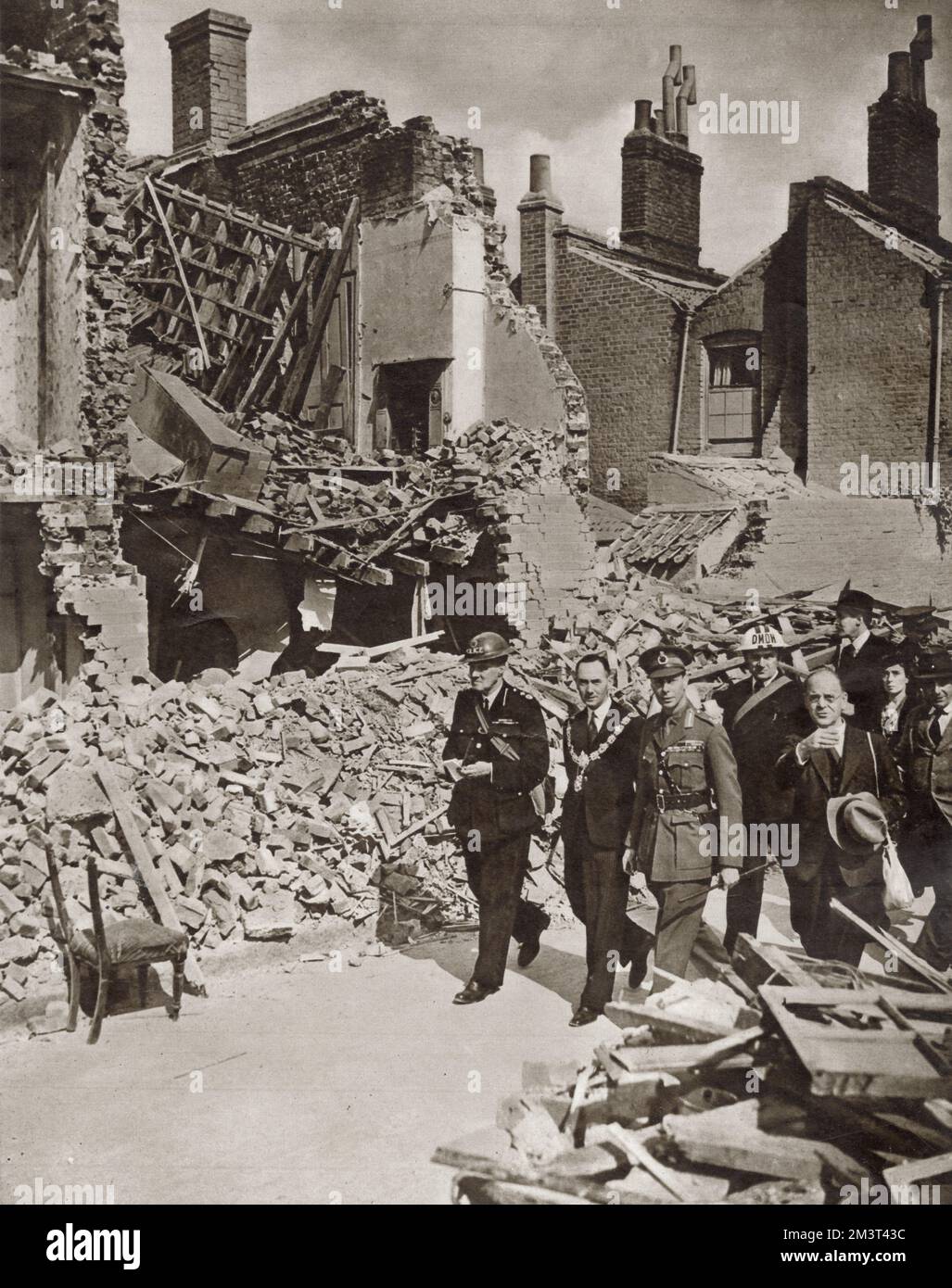 Bombed houses in ww2 hi-res stock photography and images - Alamy