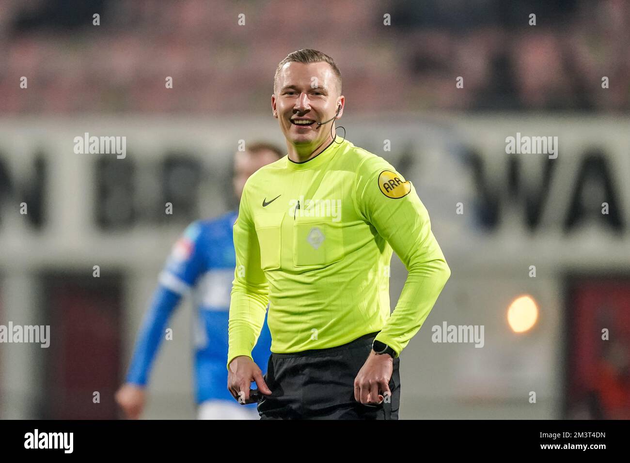 HELMOND, NETHERLANDS - DECEMBER 16: referee Martijn Vos looks on during ...