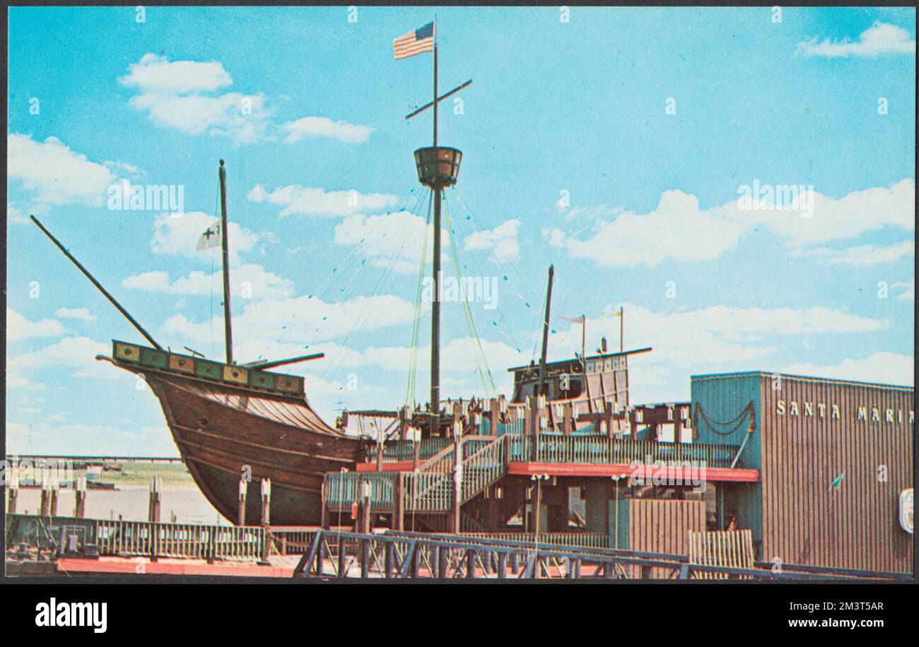 The Santa Maria at the Gateway Arch, Saint Louis riverfront , Ships ...