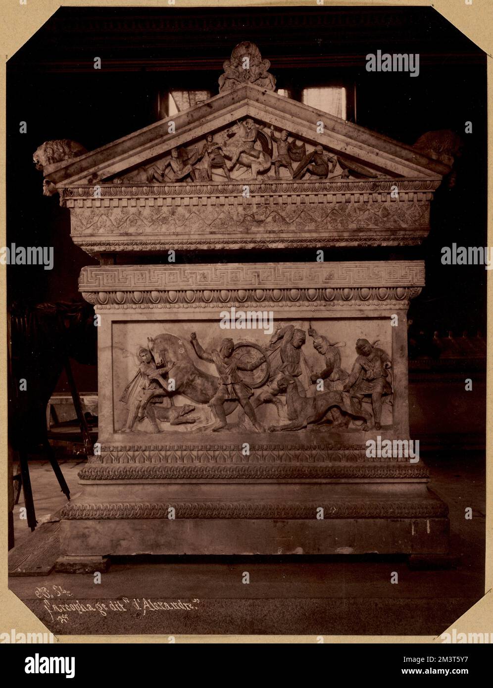 Sarcophage dit 'd'Alexandre' , Antiquities, Sarcophagi, Alexander ...