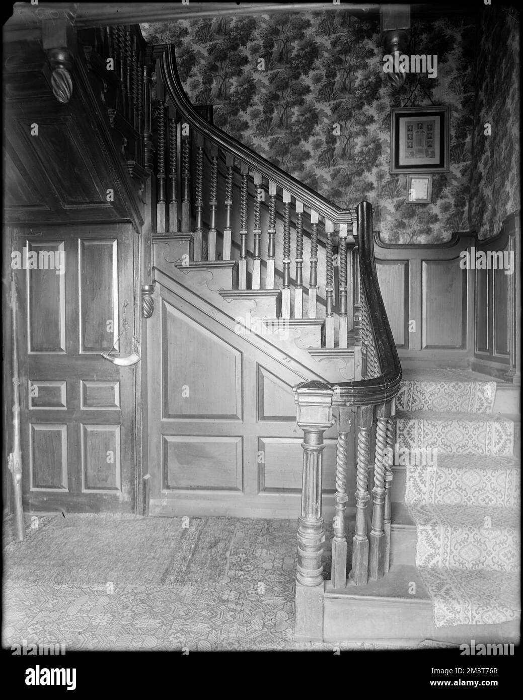 Saunderstown, Rhode Island, hall and stairway, Hannah Robinson house ...