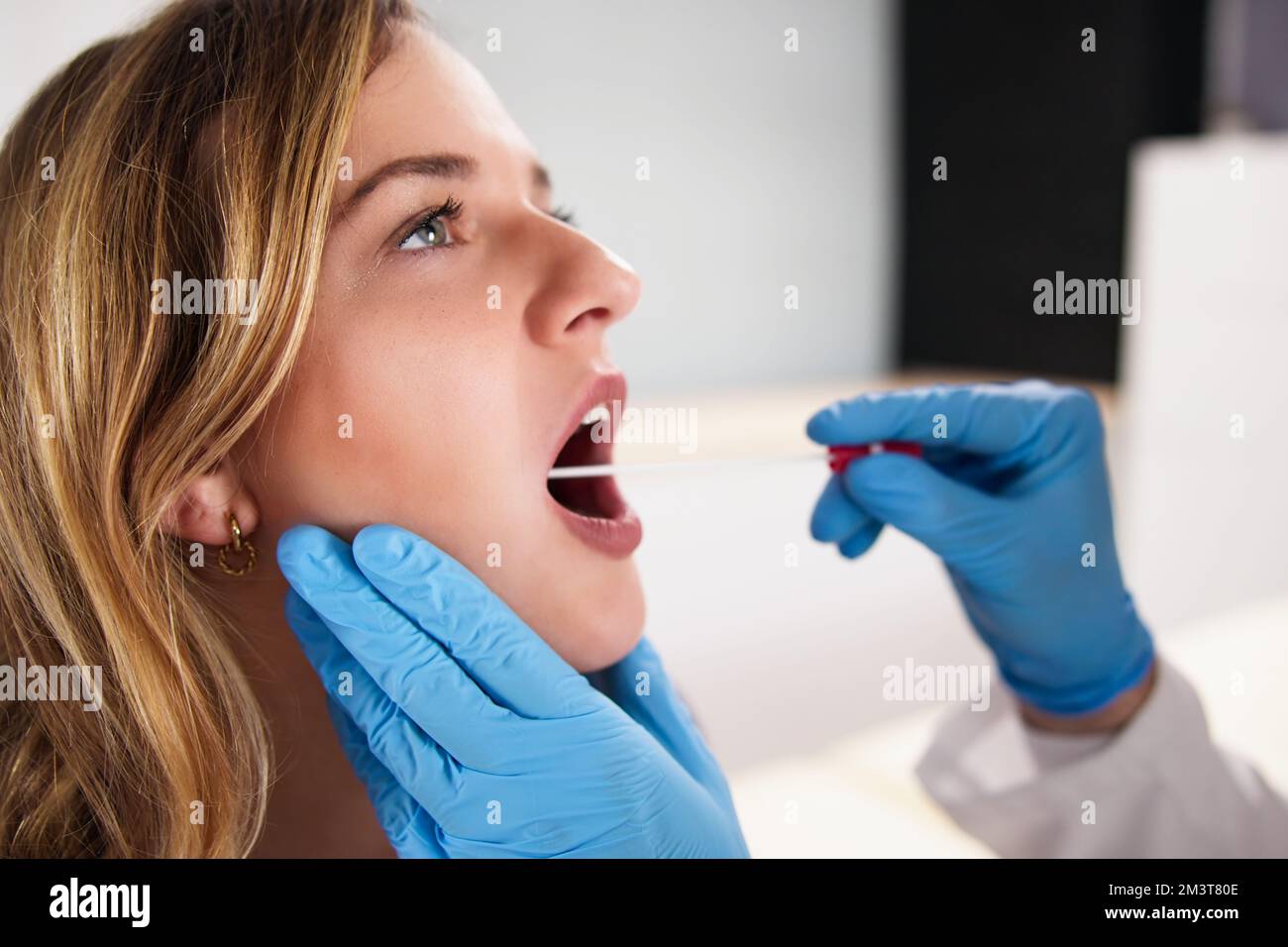 Mouth Swab DNA Test For Disease. Saliva Check Stock Photo - Alamy