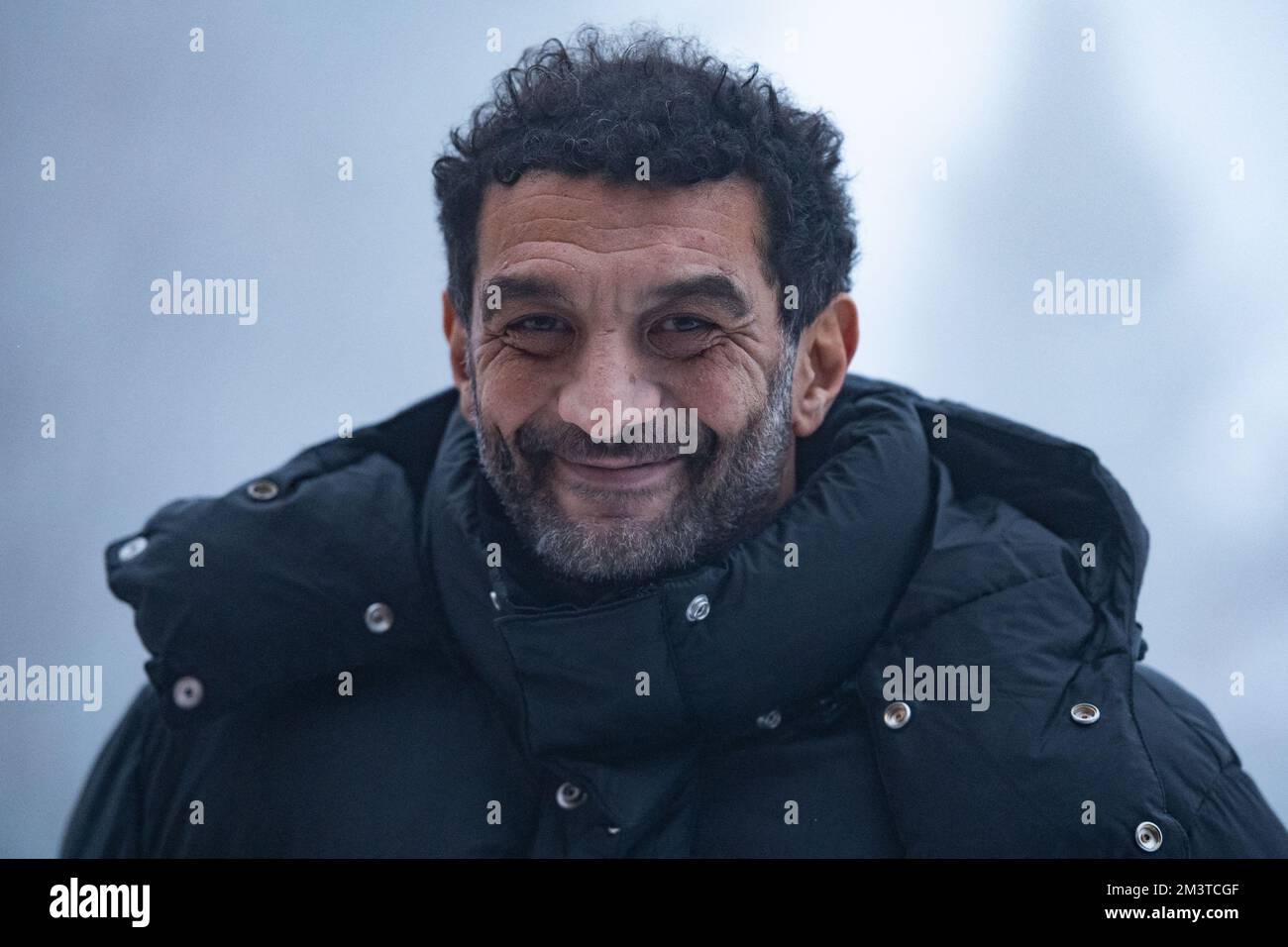 Ramzy Bedia attending a portrait session for the movie Toi Non Plus Tu ...