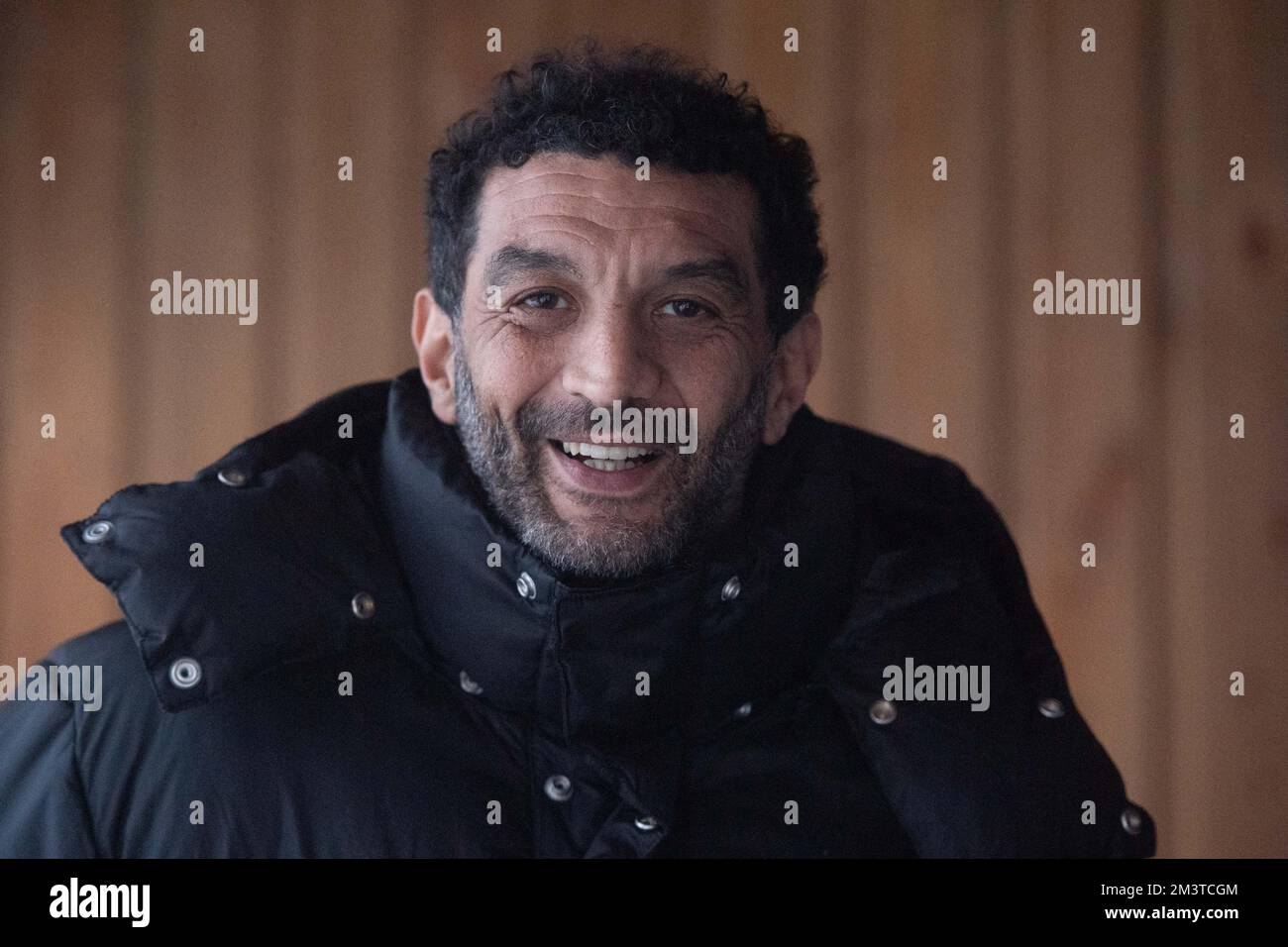 Ramzy Bedia attending a portrait session for the movie Toi Non Plus Tu ...