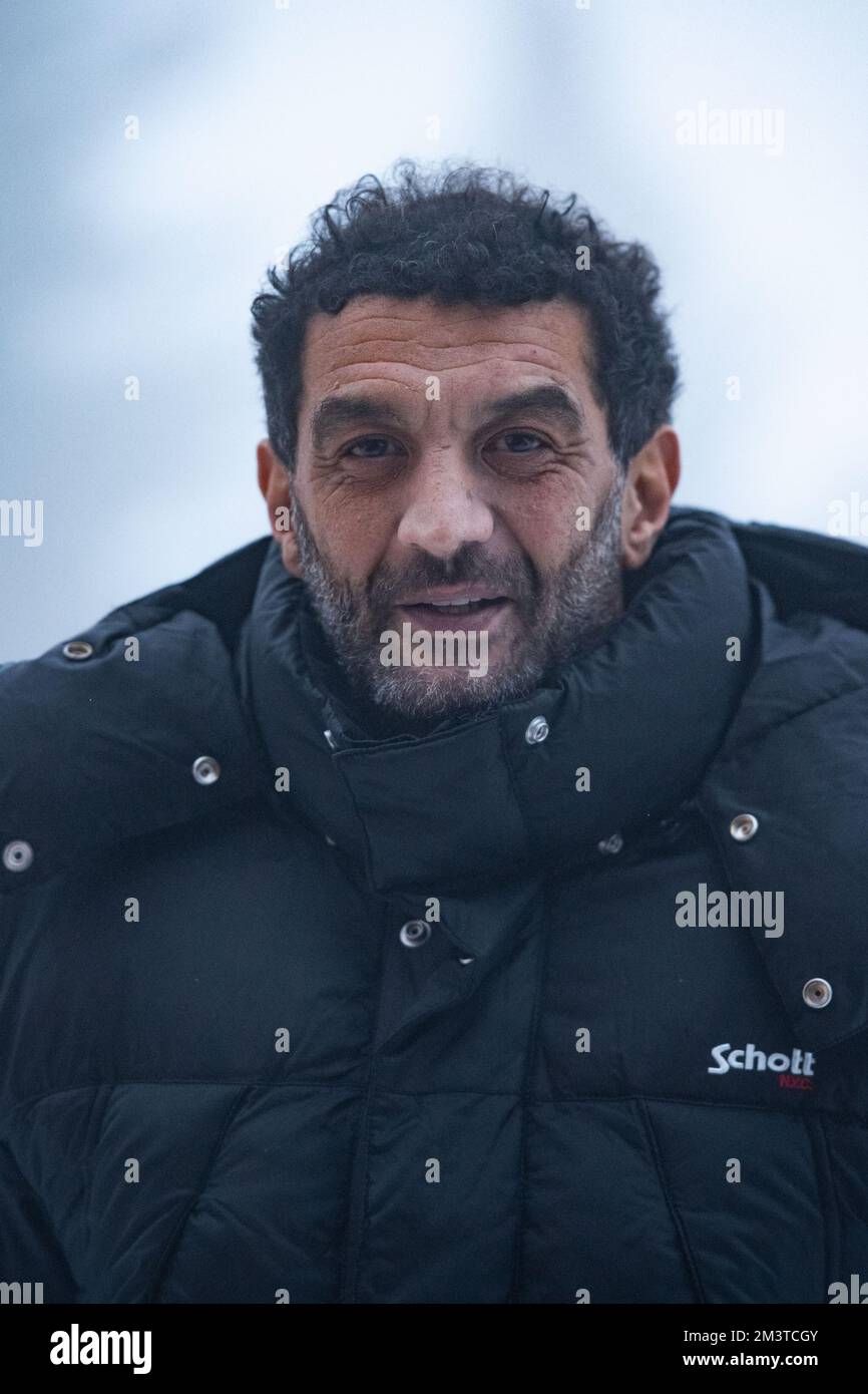 Ramzy Bedia attending a portrait session for the movie Toi Non Plus Tu ...