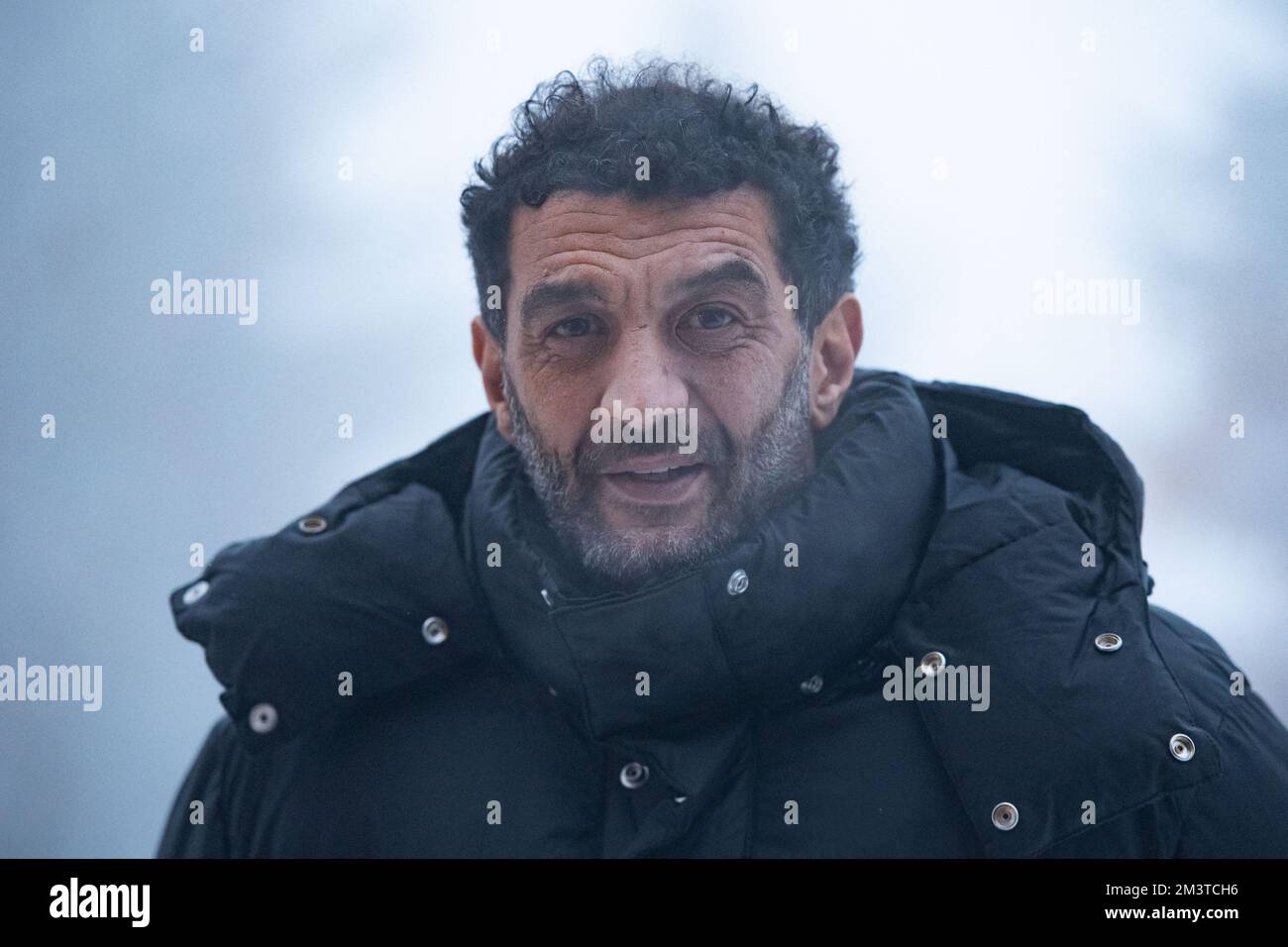 Ramzy Bedia attending a portrait session for the movie Toi Non Plus Tu ...