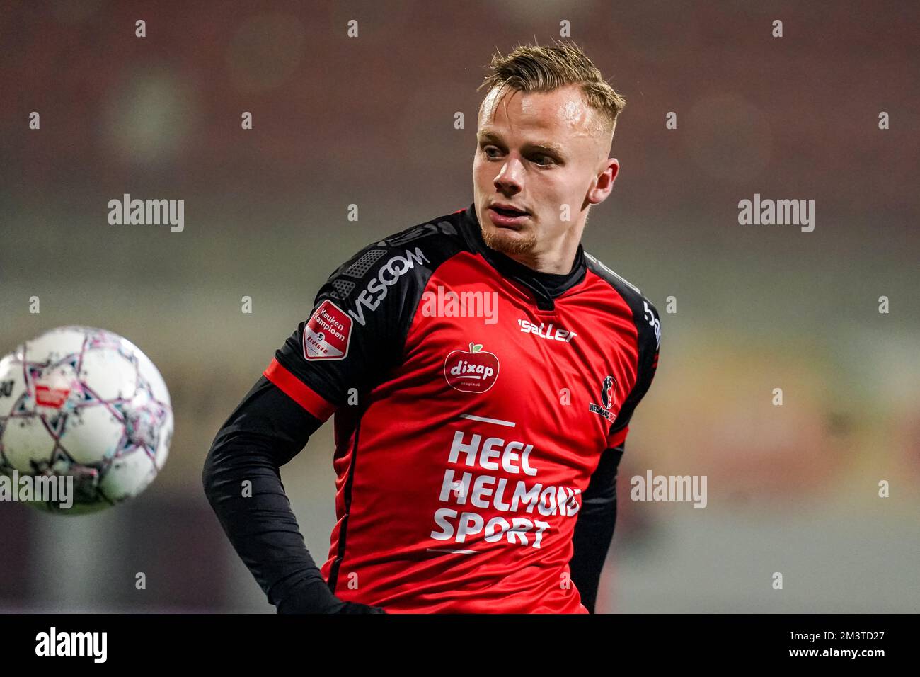 HELMOND, NETHERLANDS - DECEMBER 16: Bryan Van Hove of Helmond Sport ...