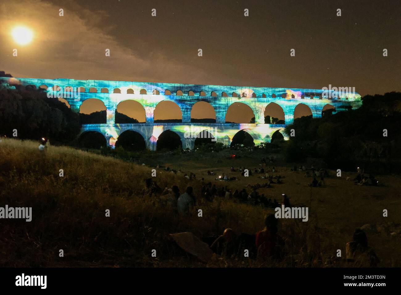 Nemausus arched hi-res stock photography and images - Alamy