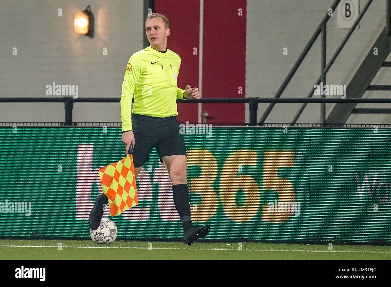 HELMOND, NETHERLANDS - DECEMBER 16: assistant referee Michael Rasch ...